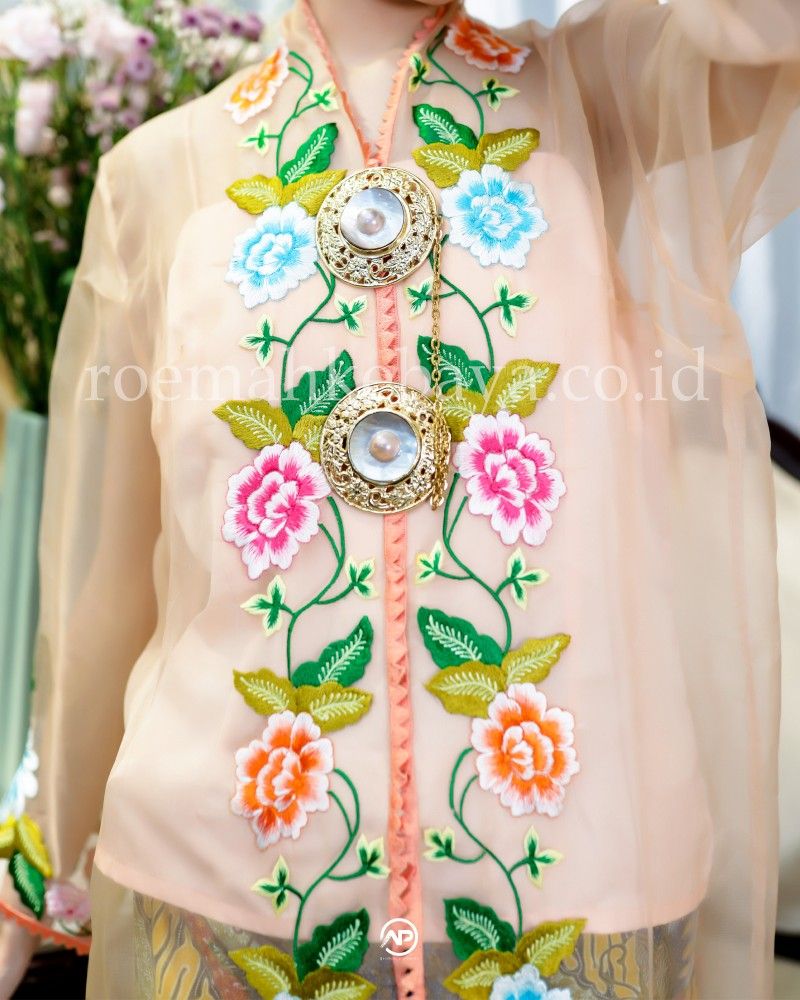 Mawar Batik Long Kebaya - Salmon